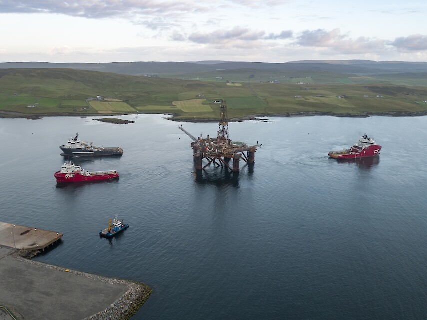 Buchan Alpha arrives for decommissioning | Lerwick Port Authority