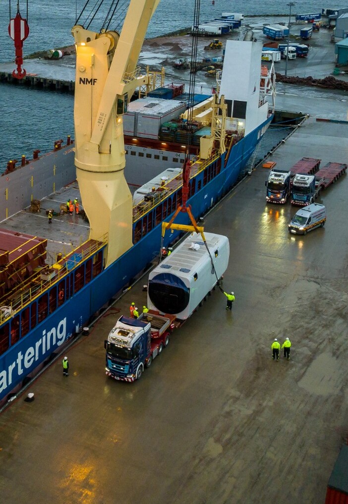 Turbine components arrive via port's Greenhead Base | Lerwick Port ...