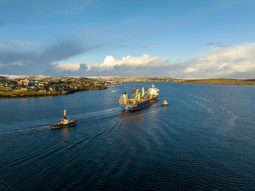 Turbine components arrive via port's Greenhead Base | Lerwick Port ...